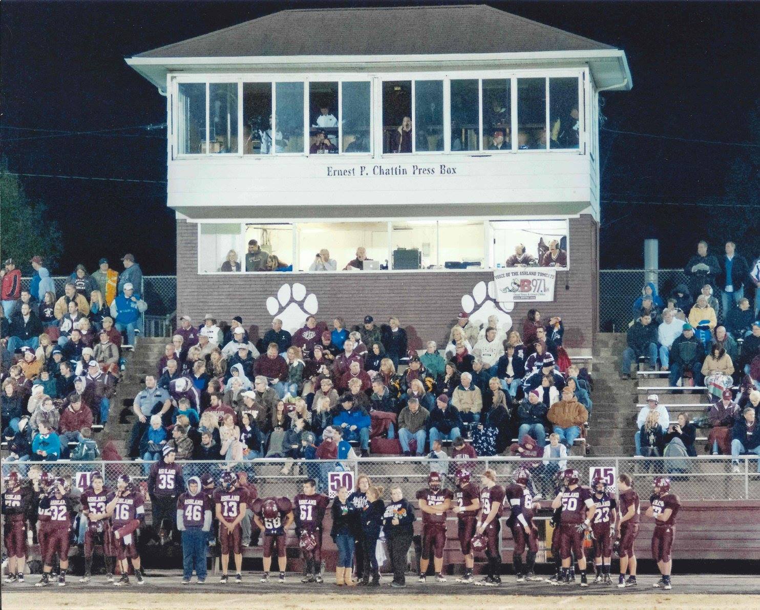 35 years ago, Tomcats and Covington Catholic staged a Putnam Stadium ...