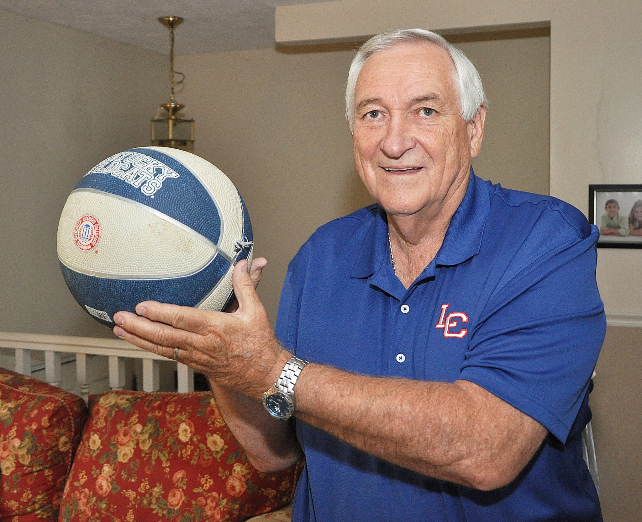 ‘Voice of the Lions’ Gary Kidwell dies at 82; icon in Lewis County ...